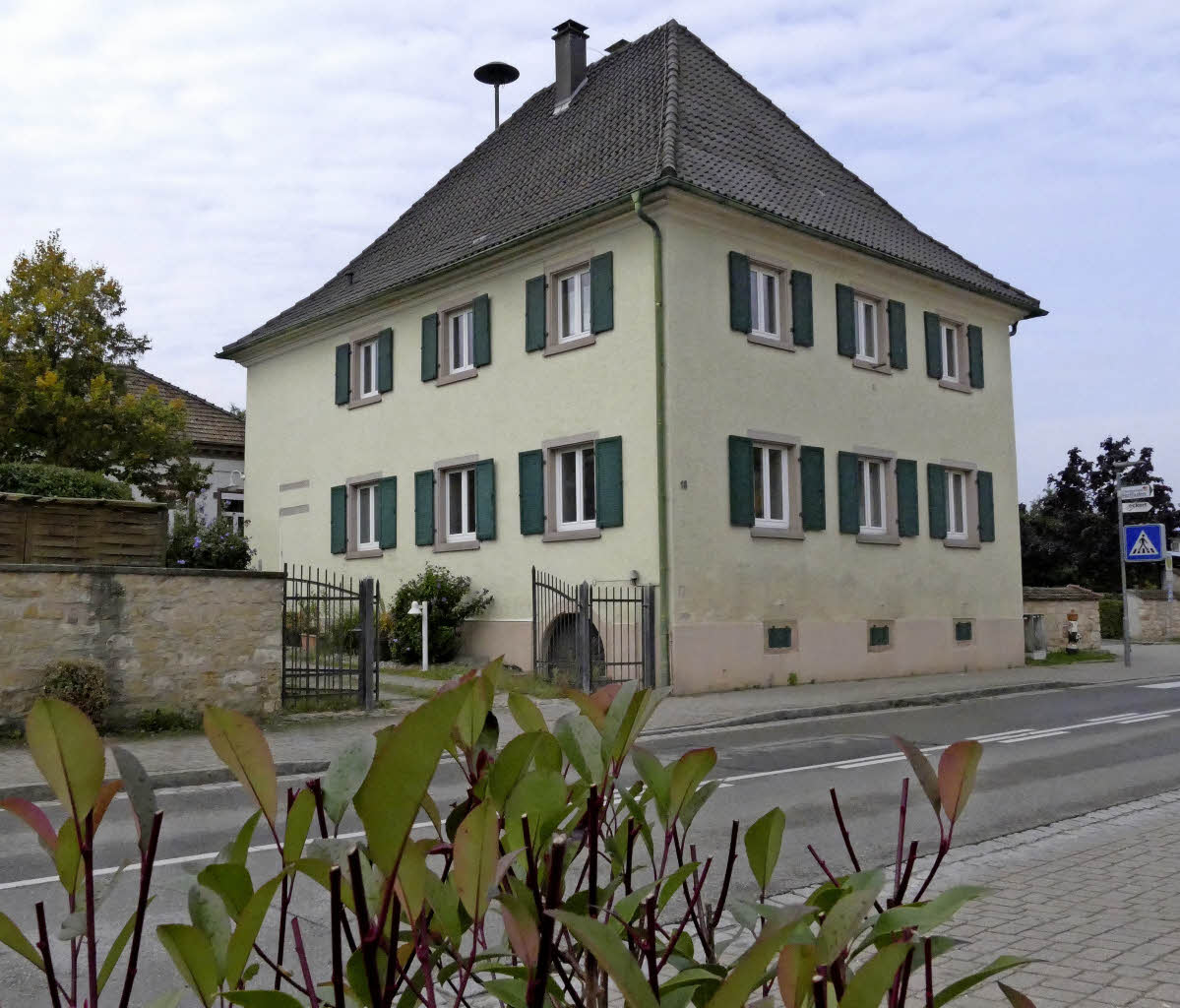 Mehr Fläche für Schule in Tunsel - Bad Krozingen - Badische Zeitung