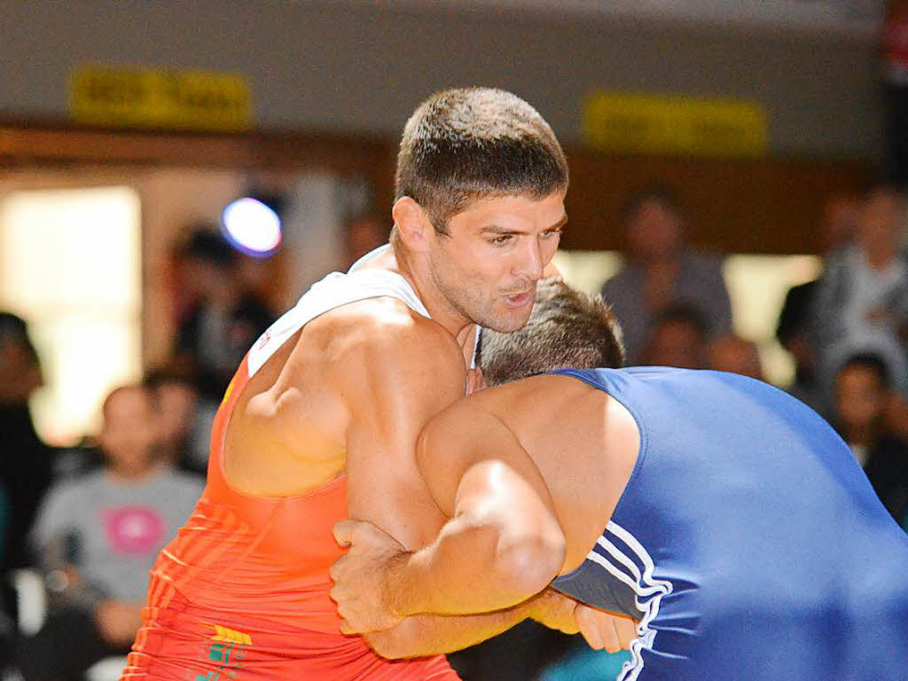 TuS Adelhausen gewinnt Derby gegen Triberg mit 17:8 - Ringen - Badische Zeitung