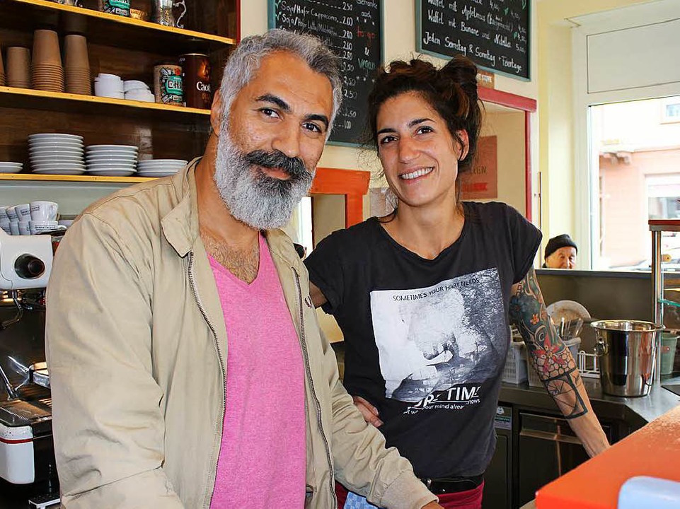 Verrückt! Freiburg hat jetzt einen Döner-Foodtruck - Geschäfte (fudder ...