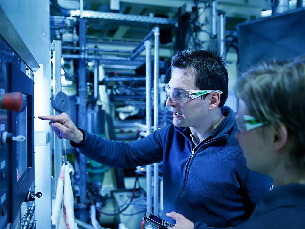 Warum Görwihl-Oberwihl der Firma Freudenberg wichtig ist - Wirtschaft ...