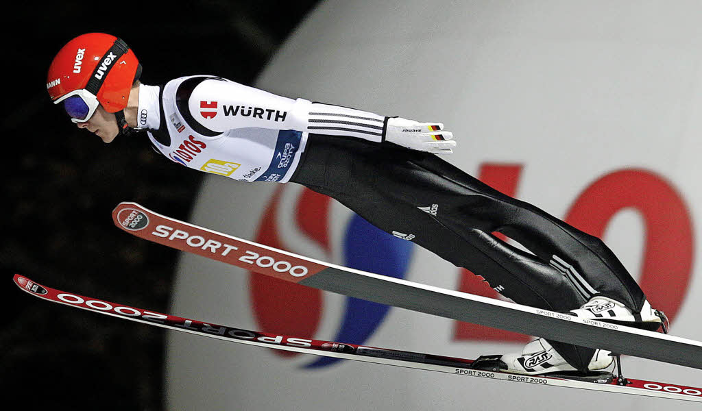 Stephan Leyhe Zehnter zum Weltcupstart - Skispringen - Badische Zeitung