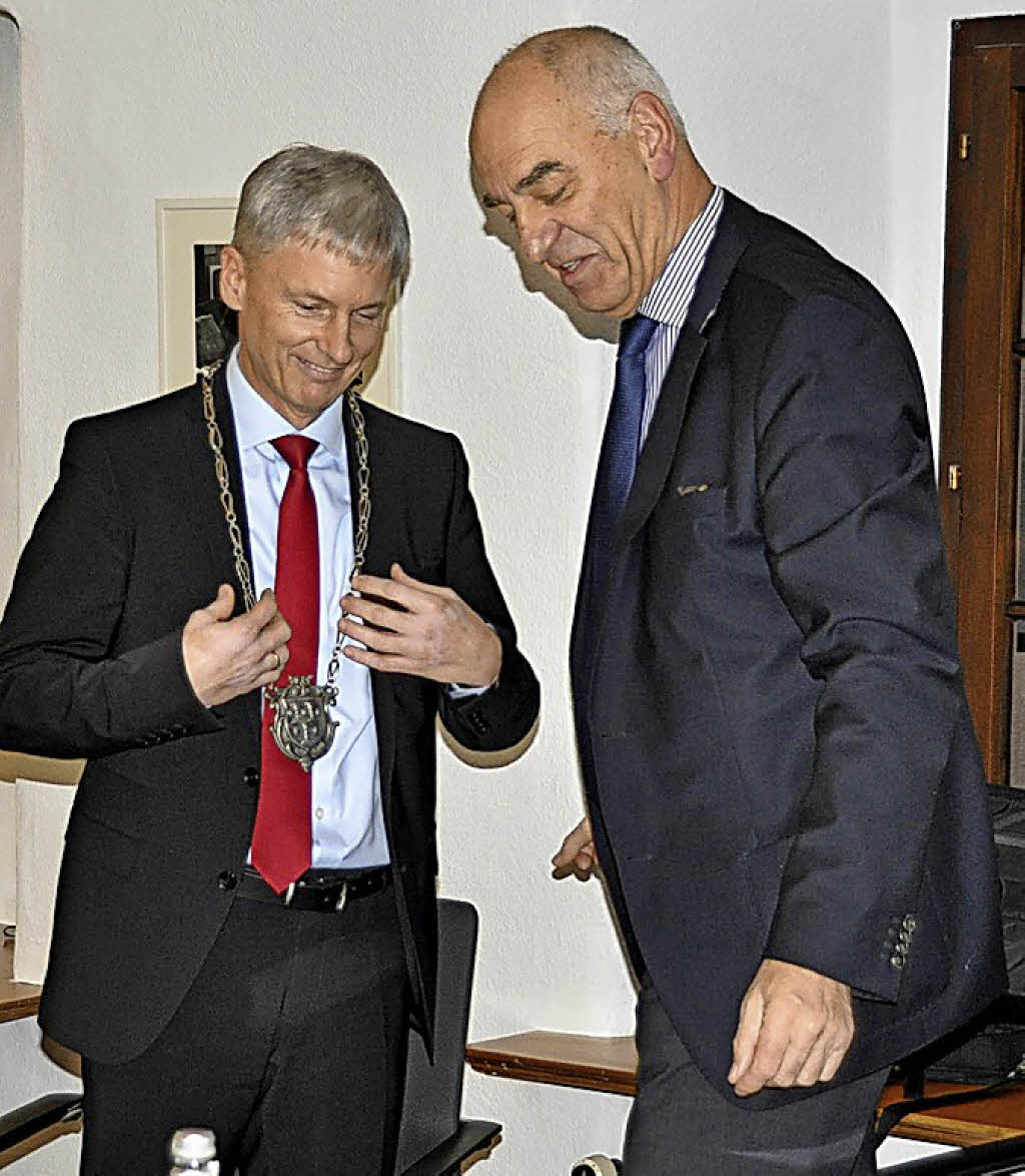 Michael Benitz vereidigt - Staufen - Badische Zeitung