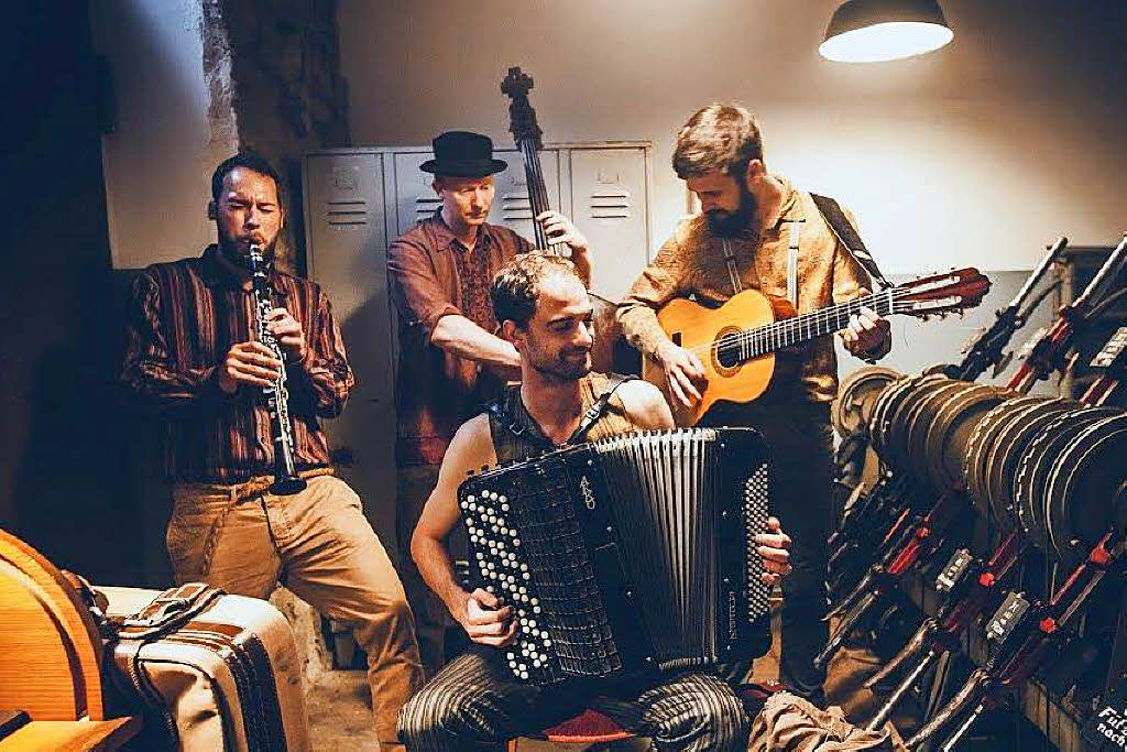 Die Freiburger Klezmer und Balkan-Band "Die Haiducken" bringen ihre ...