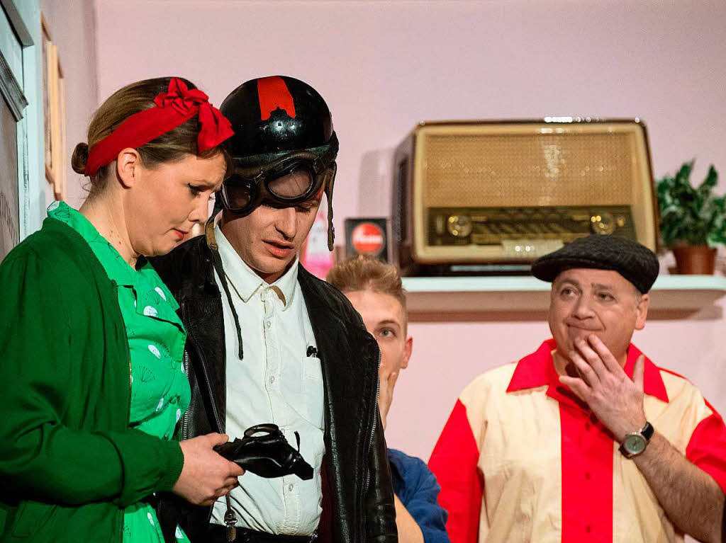 Fotos: Saiger Laienspieler groß in Form - Lenzkirch - Fotogalerien ...