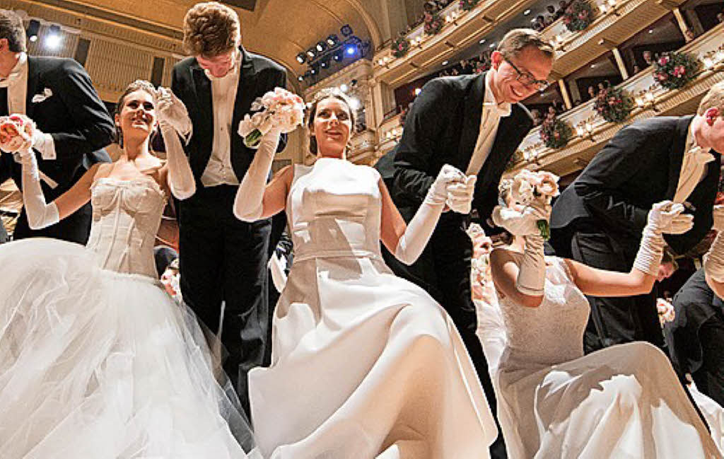 Opulente Tradition, dezente Politik - Panorama - Badische Zeitung