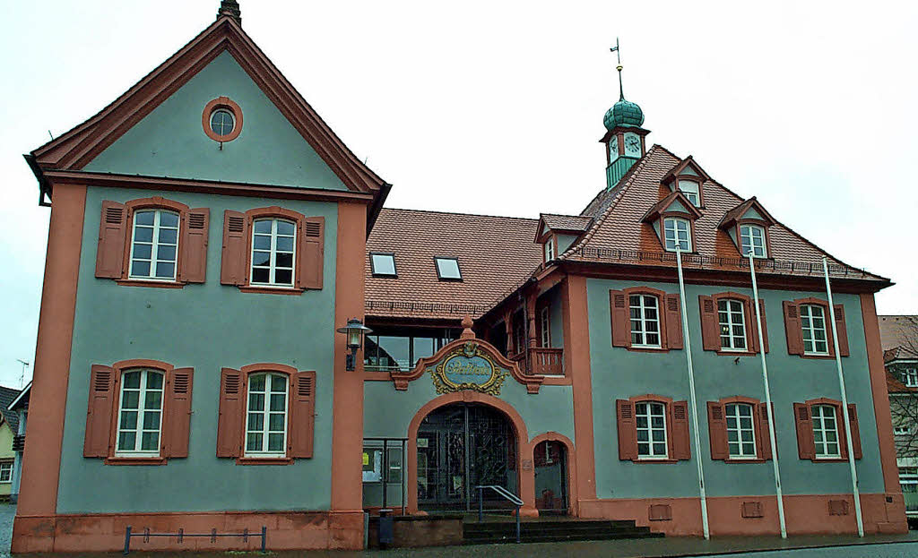 Wer wird neuer Chef im Rathaus? - Riegel - Badische Zeitung Wer wird neuer Chef im Rathaus? - Riegel - Badische Zeitung
