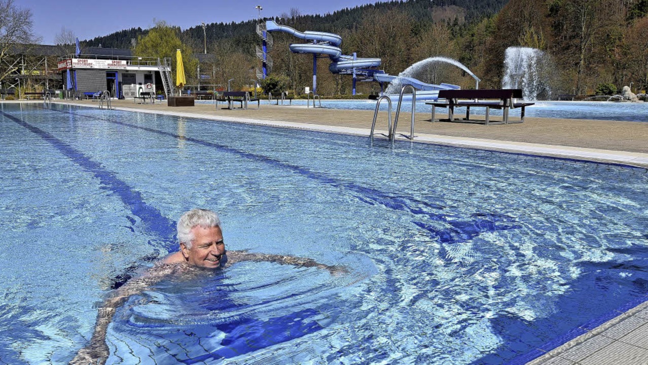 Das Strandbad ist offen - Freiburg - Badische Zeitung