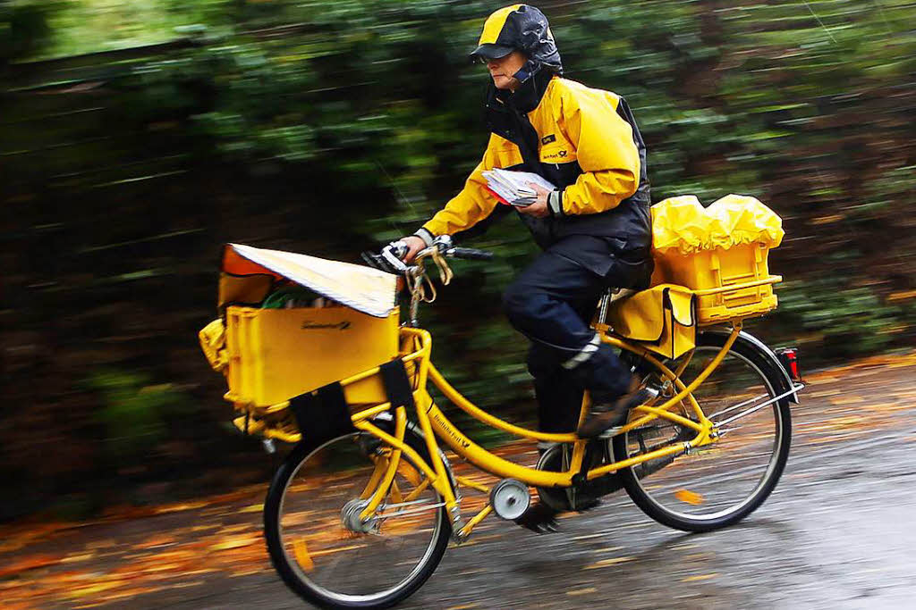Der Postbote kümmert sich um alte Menschen - Wirtschaft - Badische Zeitung