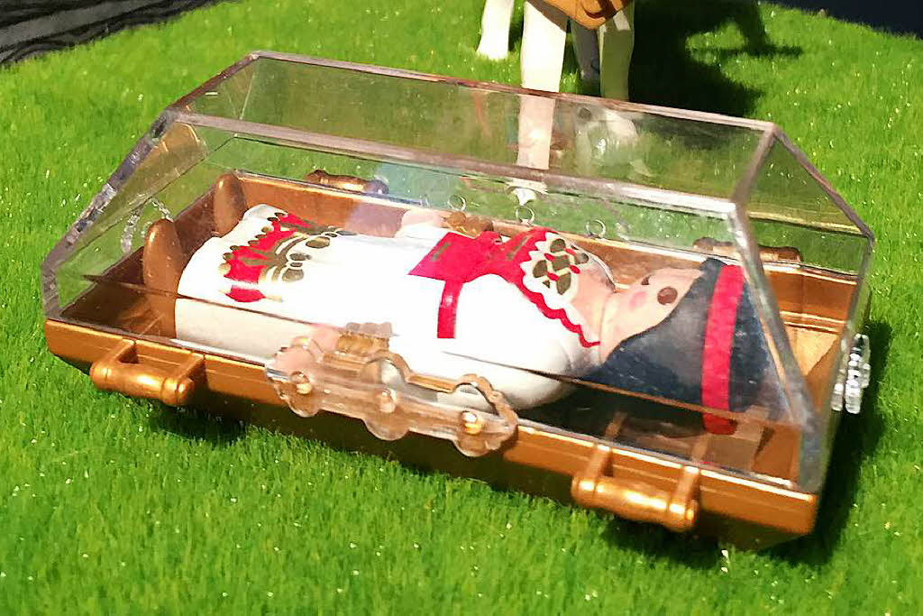 Ausstellung beschäftigt sich mit der Angst vor dem Scheintod - Panorama ...