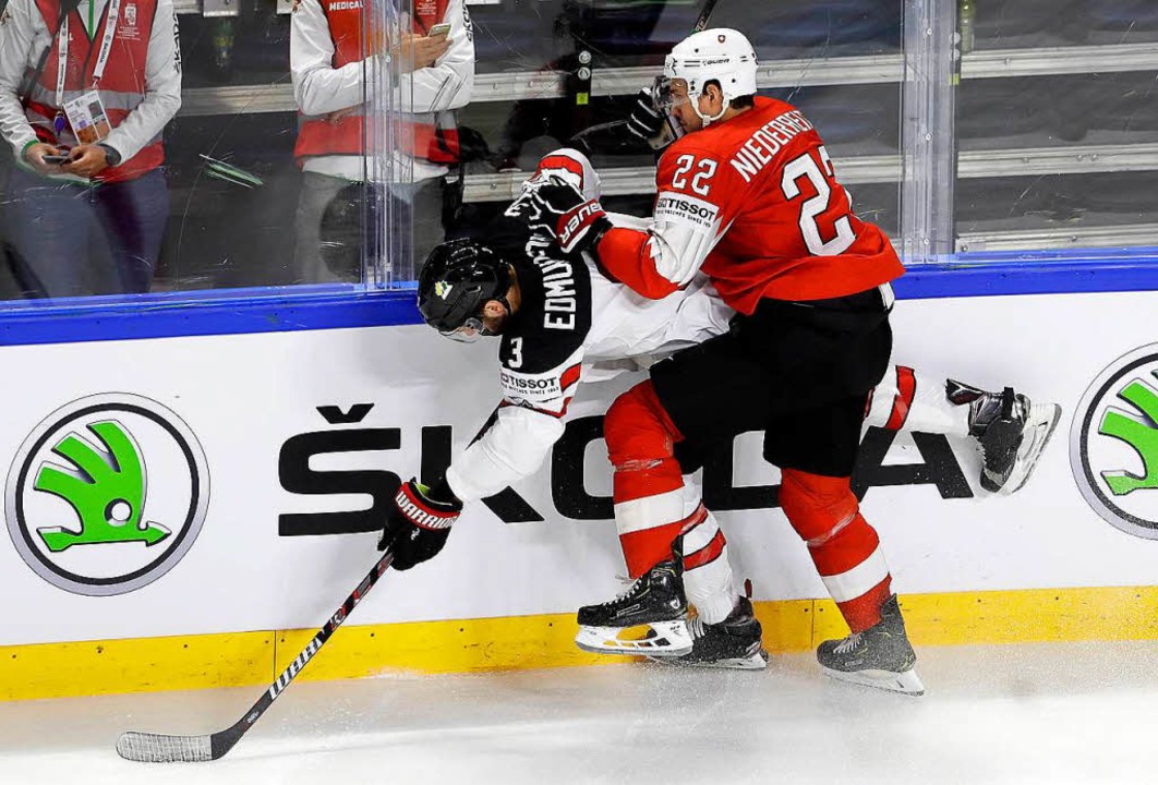 Die Schweiz steht im Finale der Eishockey-WM - Eishockey - Badische Zeitung