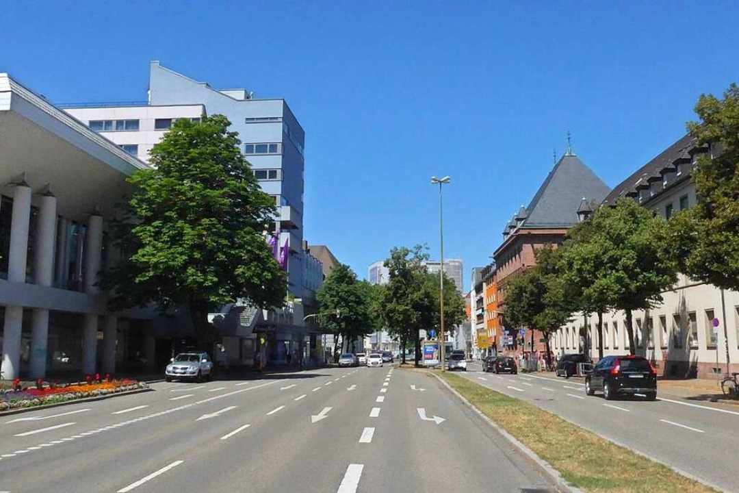 So hat sich der Karlsplatz in Freiburg über die Jahrzehnte verändert ...