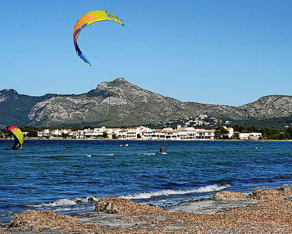 Mini-Tsunami fegt über Mallorca hinweg - Panorama - Badische Zeitung
