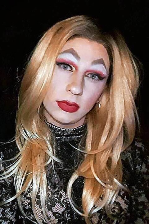 "Es gibt viele Anfeindungen und viel Neid": Amanda Wine erzählt, wie ...