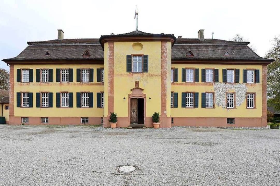Das Schloss Ebnet ist ein Kleinod mit Sanierungsstau - Ebnet - Badische ...
