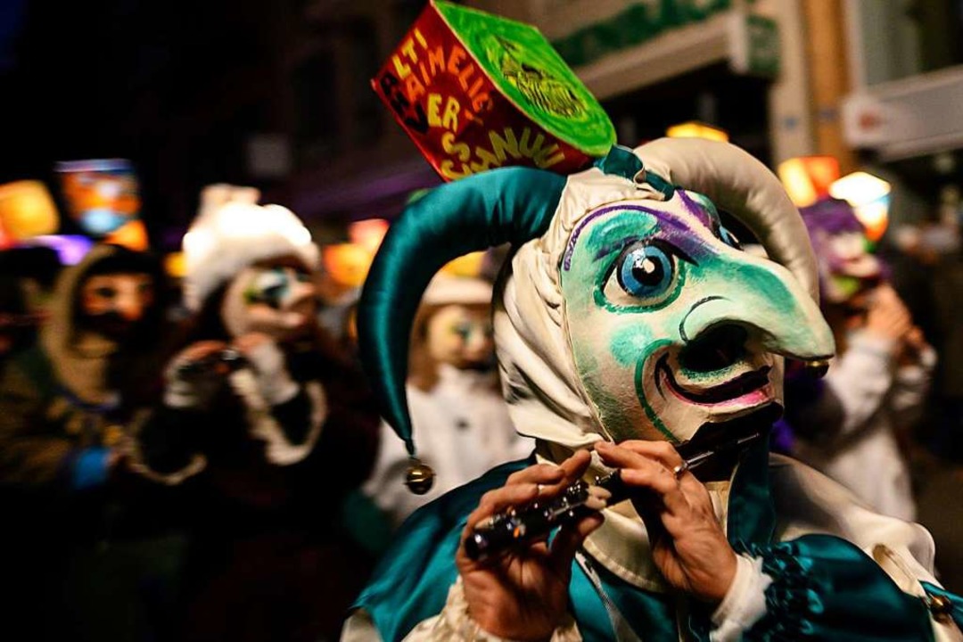 Die Laternen sind die Stars zum Basler Morgestraich - Basel - Badische ...