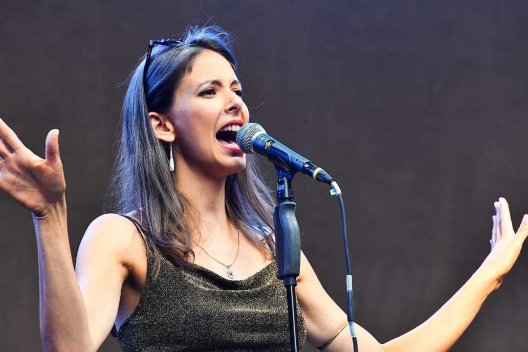 Wie Céline Huber aus Lörrach ihren Auftritt mit Revolverheld fand ...