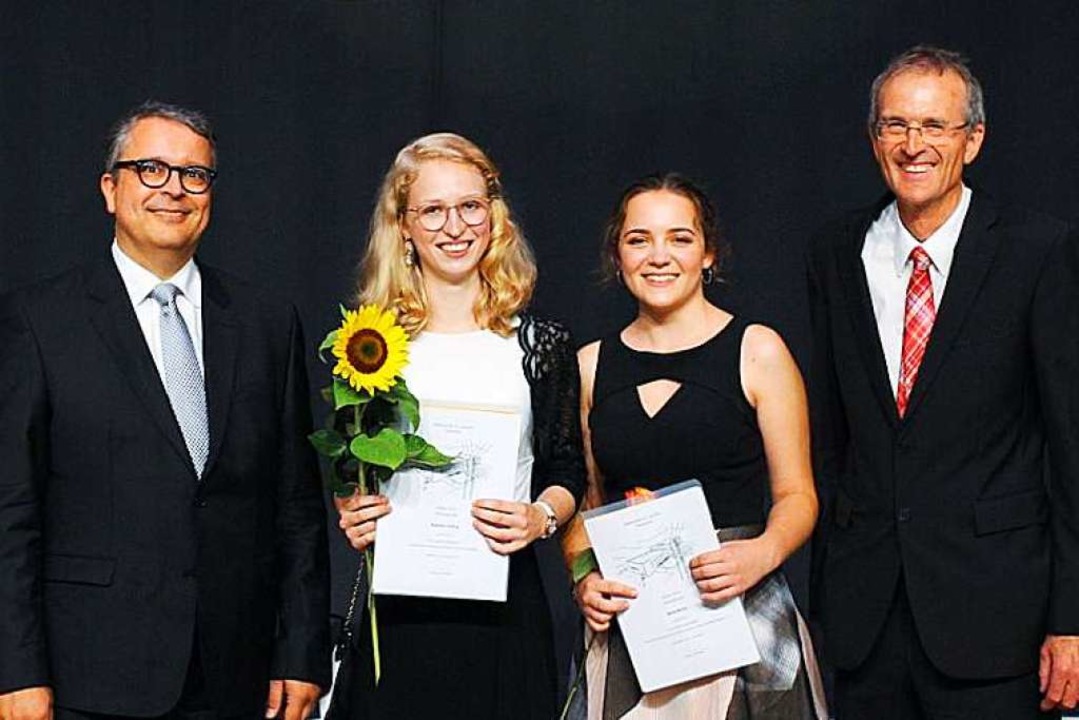 Heimschule St. Landolin Ettenheim verabschiedet 156 Abiturientinnen und ...