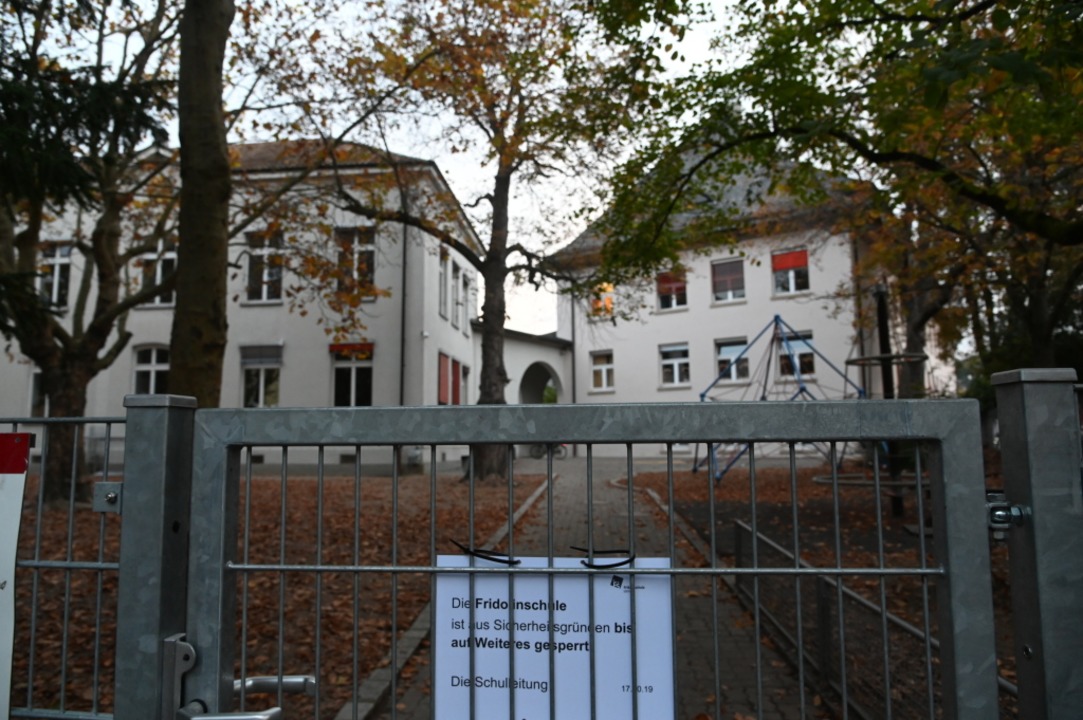 Marode Schule in Lörrach bleibt Montag doch zu – OB entschuldigt sich ...