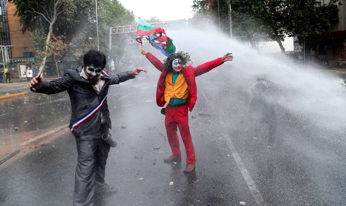 Der Joker wird zum politischen Protest-Symbol - Panorama - Badische Zeitung