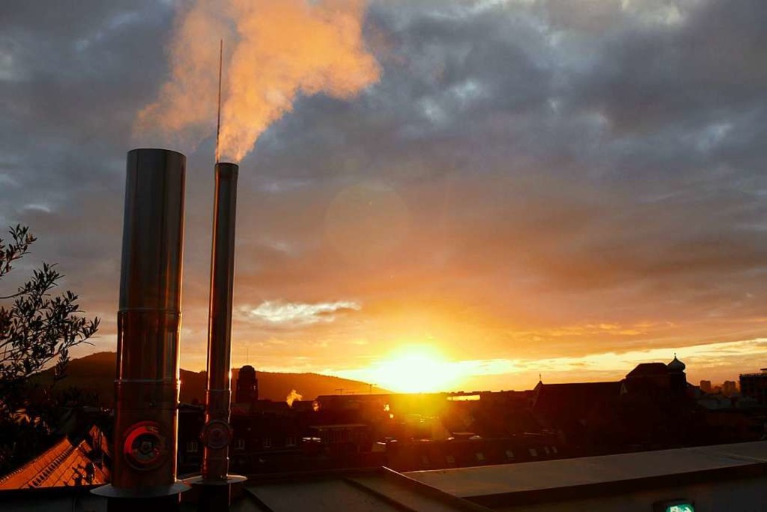 Sonnenuntergang auf der Skajo-Terrasse - Freiburg - Badische Zeitung Sonnenuntergang auf der Skajo-Terrasse - Freiburg - Badische Zeitung