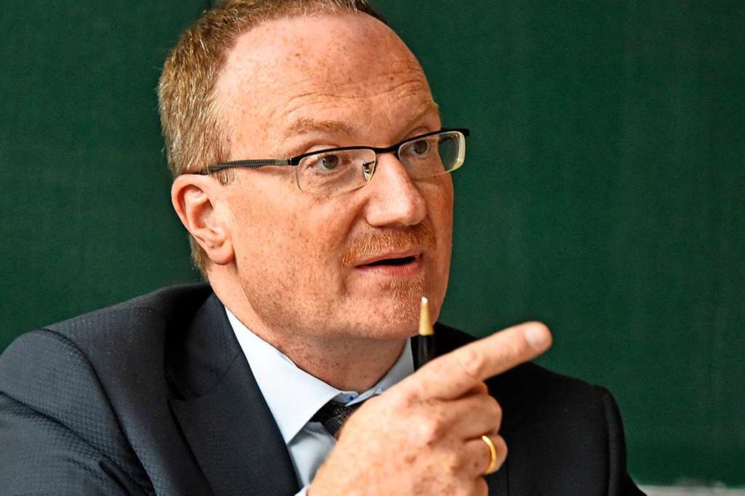 Freiburger Ökonom Lars Feld wird Chef der Wirtschaftsweisen ...