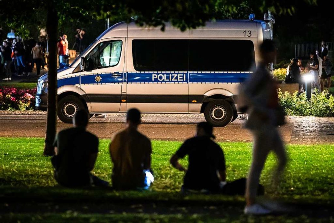 Polizei zeigt nach Krawallnacht Präsenz in Stuttgart – doch es bleibt ...