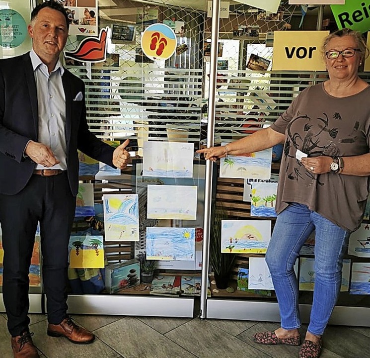 Urlaubsträume auf Papier - Ballrechten-Dottingen - Badische Zeitung