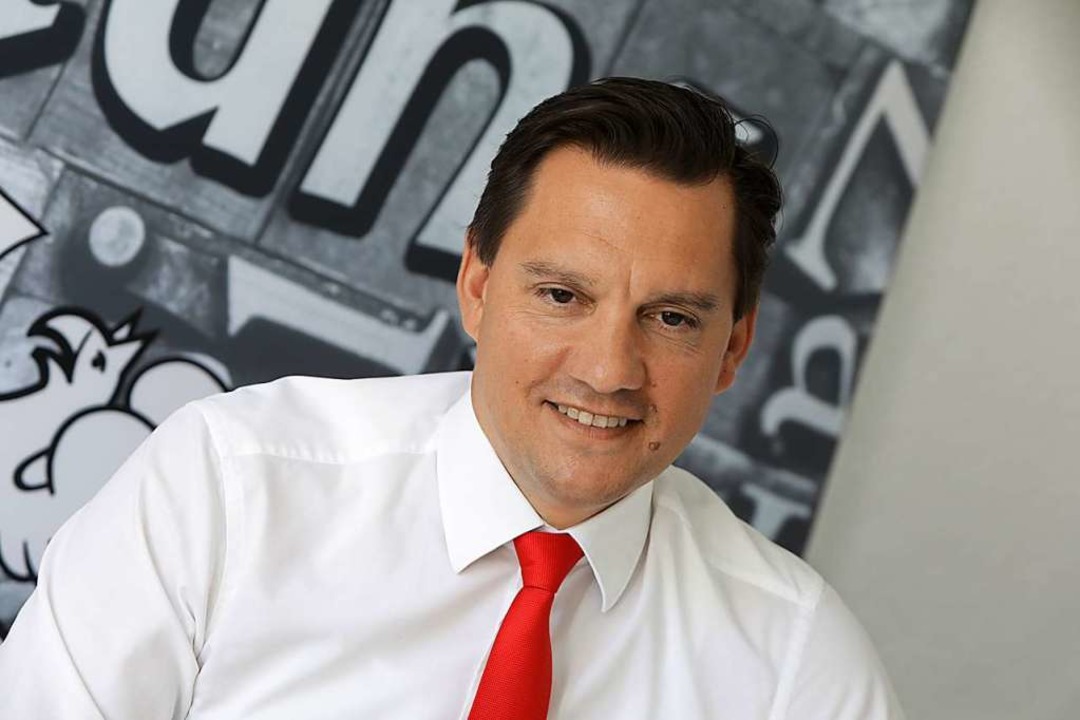 Der Bundestagsabgeordnete Johannes Fechner spricht über Tempo 30 im Tal ...