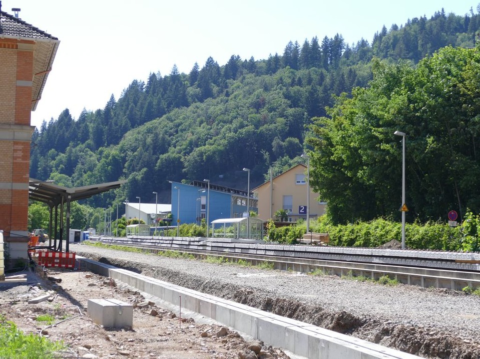 Fotos: So geht die Sanierung der Elztalbahn voran - Waldkirch ...