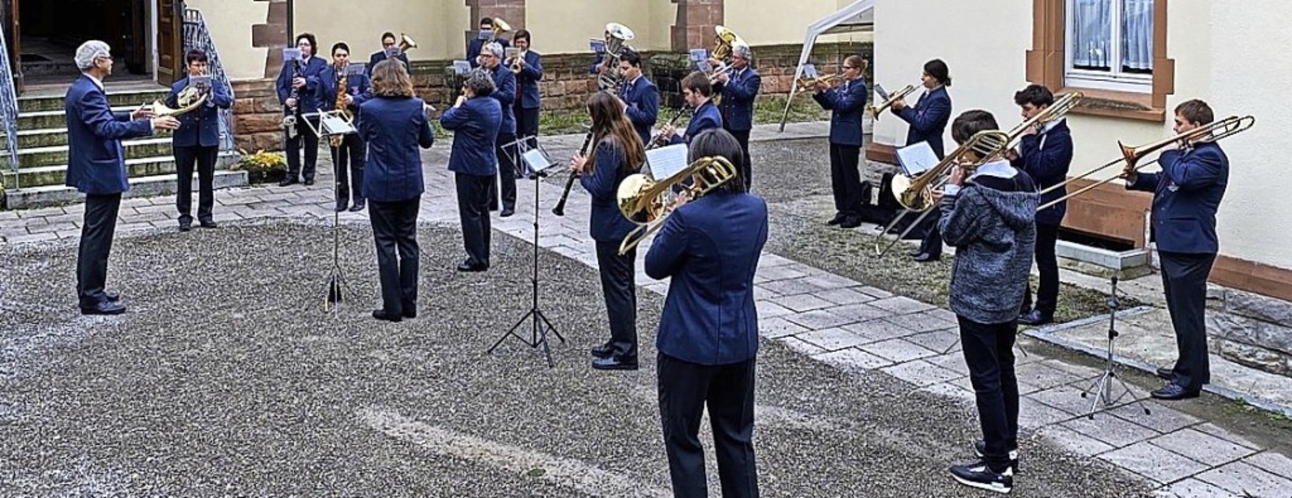 Sanierter Glockenturm im Mittelpunkt der Chilbi - Wehr - Badische Zeitung