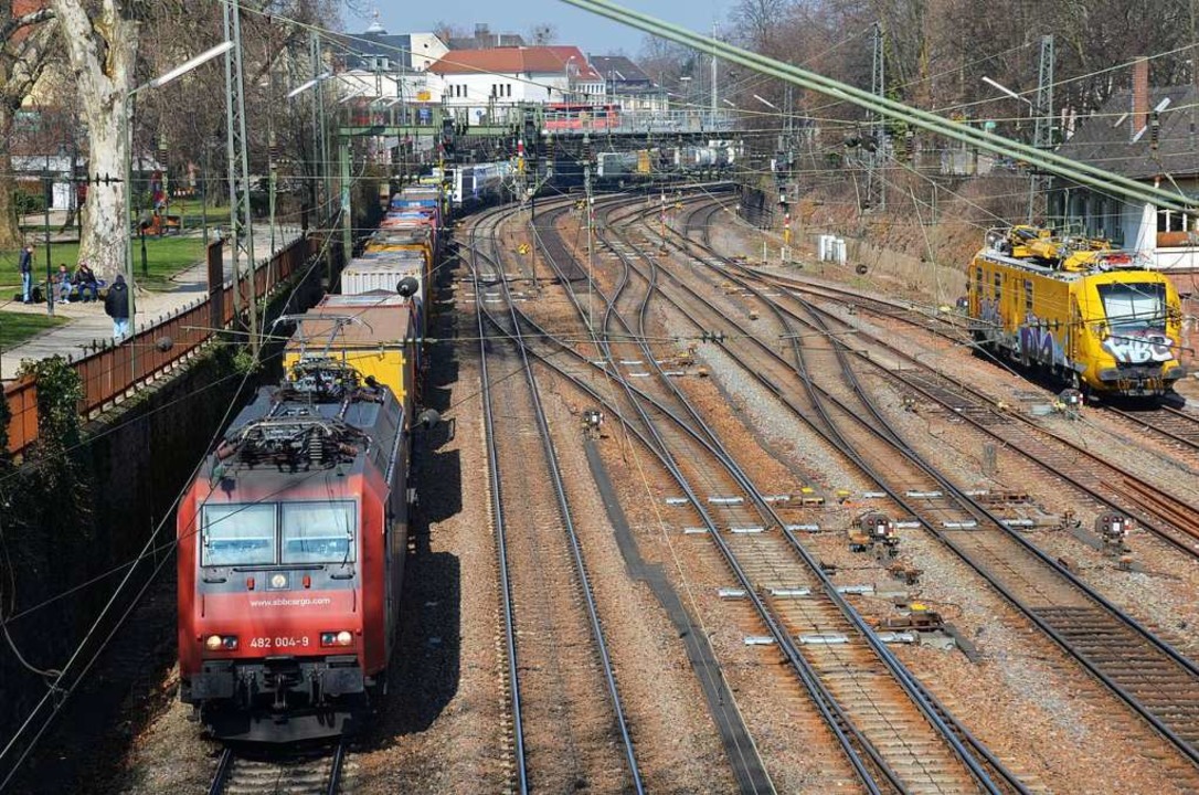 Von 300 Güterzügen täglich sollen 260 durch den Offenburger Tunnel rauschen - Offenburg ...