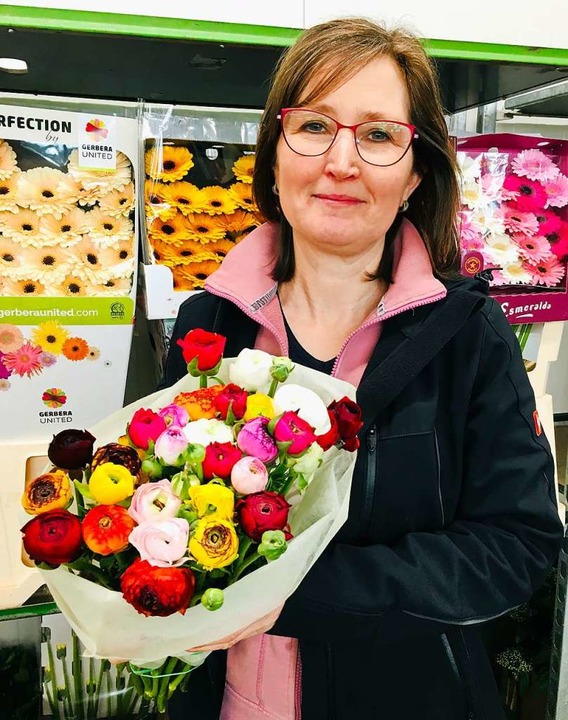 Glücklich, dass es im Blumengeschäft wieder losgeht - Breisach ...