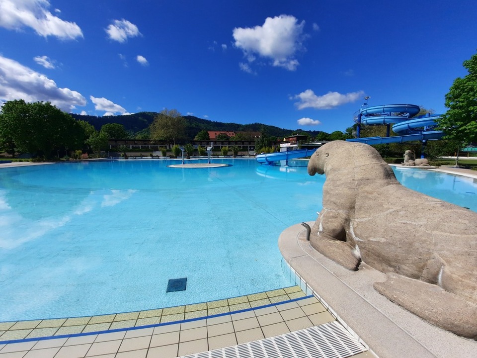Erste Freibäder in der Region Freiburg öffnen nächste Woche ...