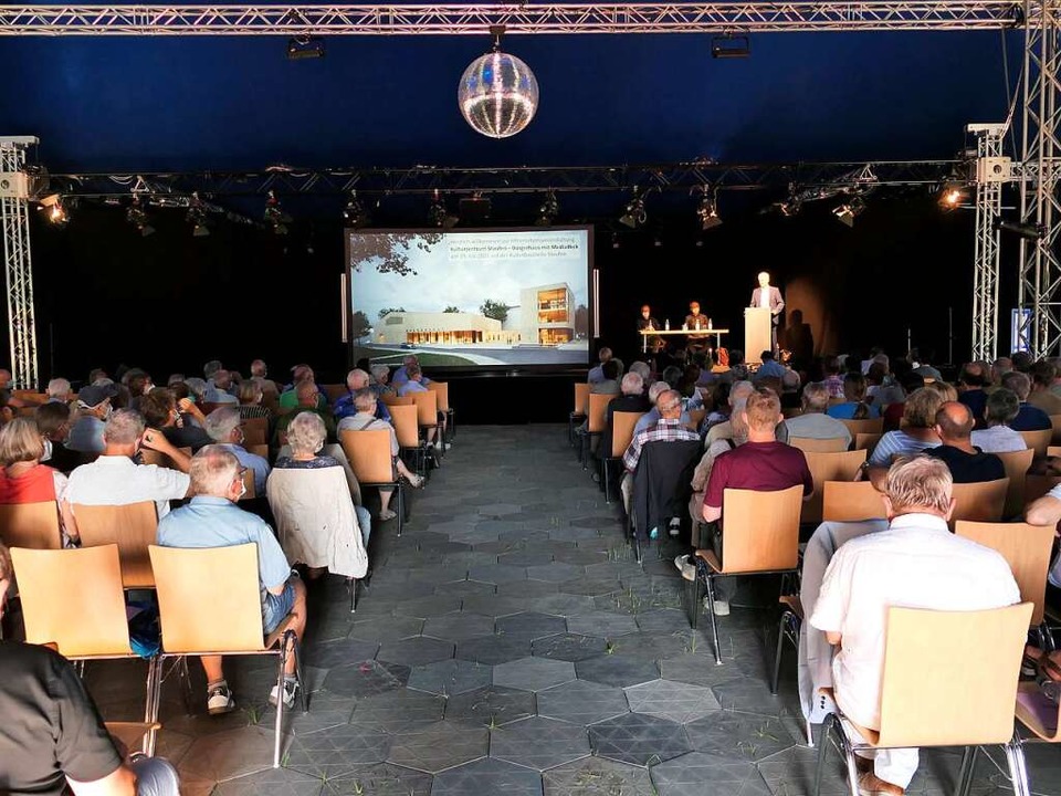 Viel Applaus für Faust-Forum-Pläne bei Infoveranstaltung in Staufen ...