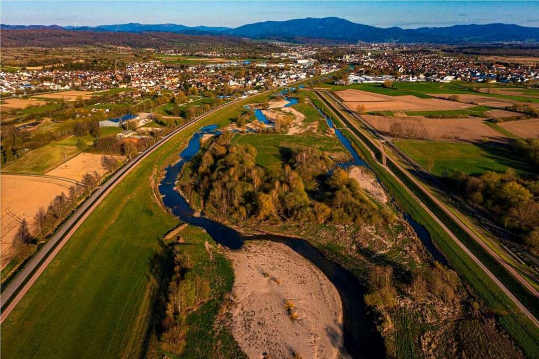 Teningen hat die vielleicht schönste Burgruine im Breisgau, guten Wein ...