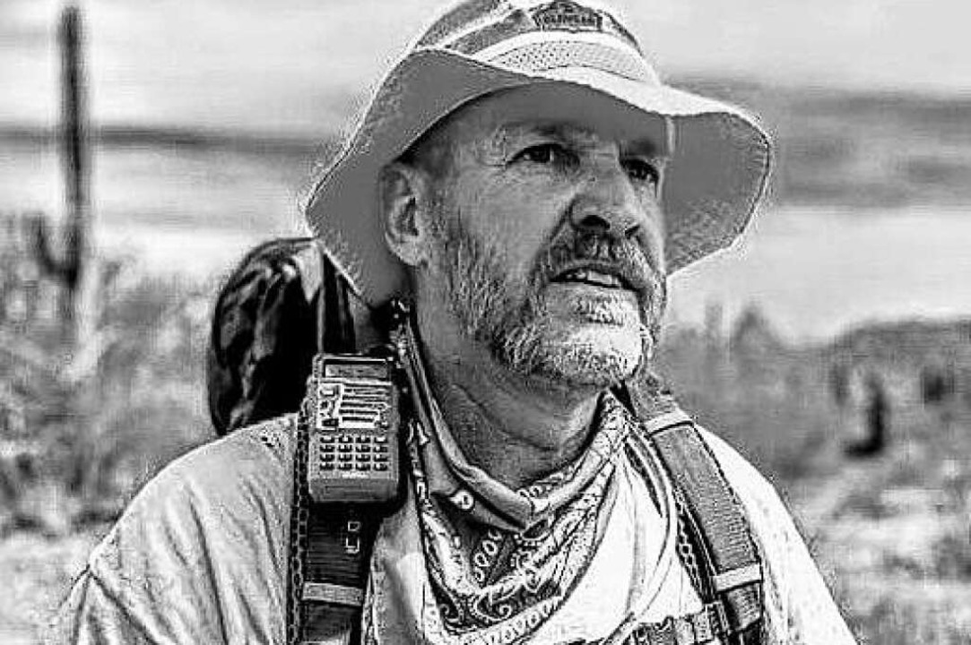 Auf der Suche nach den Toten hinter Trumps Mauer - Ausland - Badische ...