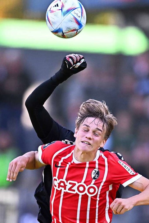 SC Freiburg II findet kein Mittel gegen den Aufsteiger RW Essen - SC ...