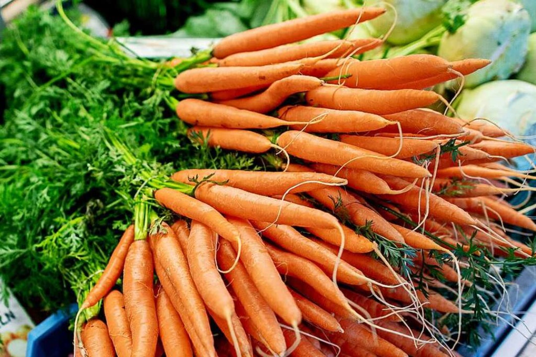 Der Wochenmarkt in Ebringen zieht zur Schönberghalle - Ebringen ...