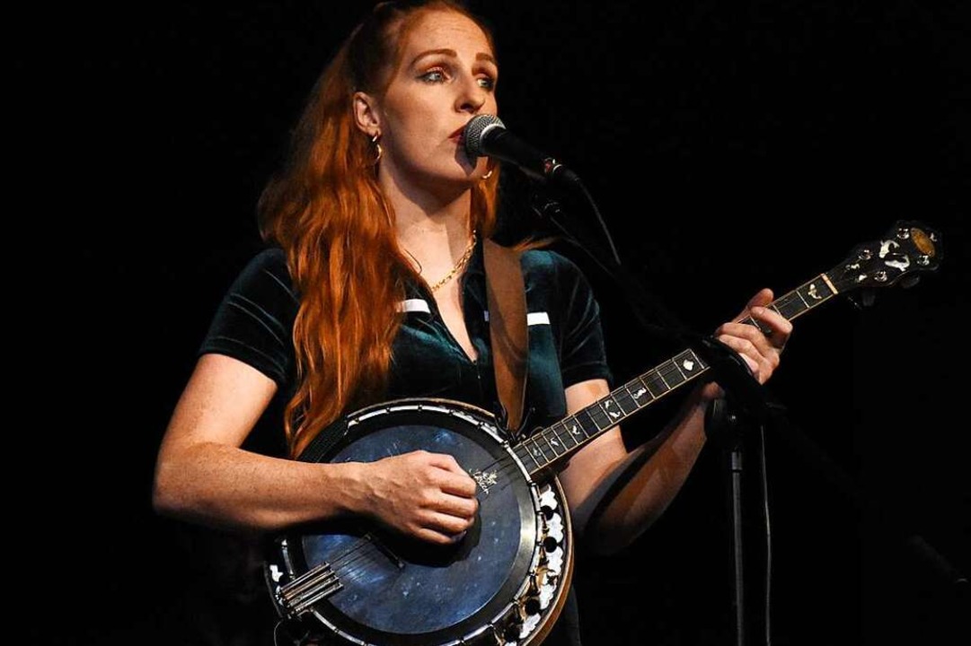 Lisa Canny und ihre Band beim Folktreff - Bonndorf - Badische Zeitung