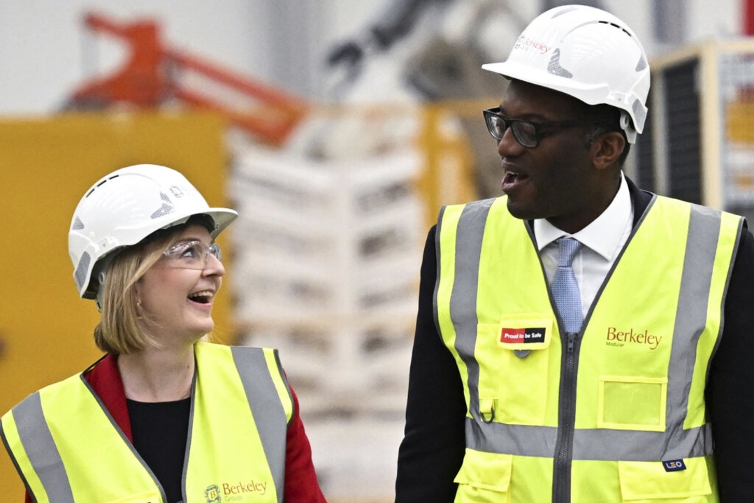 Britische Premierministerin Liz Truss tritt zurück - Ausland - Badische ...