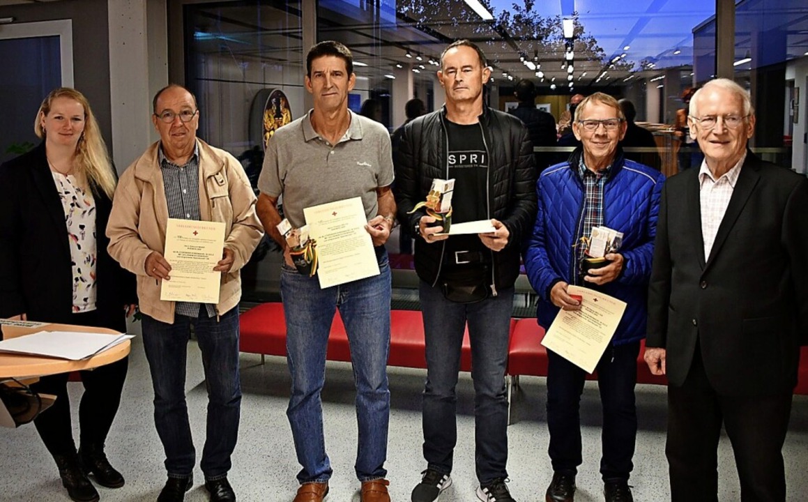 Drei Geehrte haben schon 125-mal Blut gespendet - Rheinfelden ...