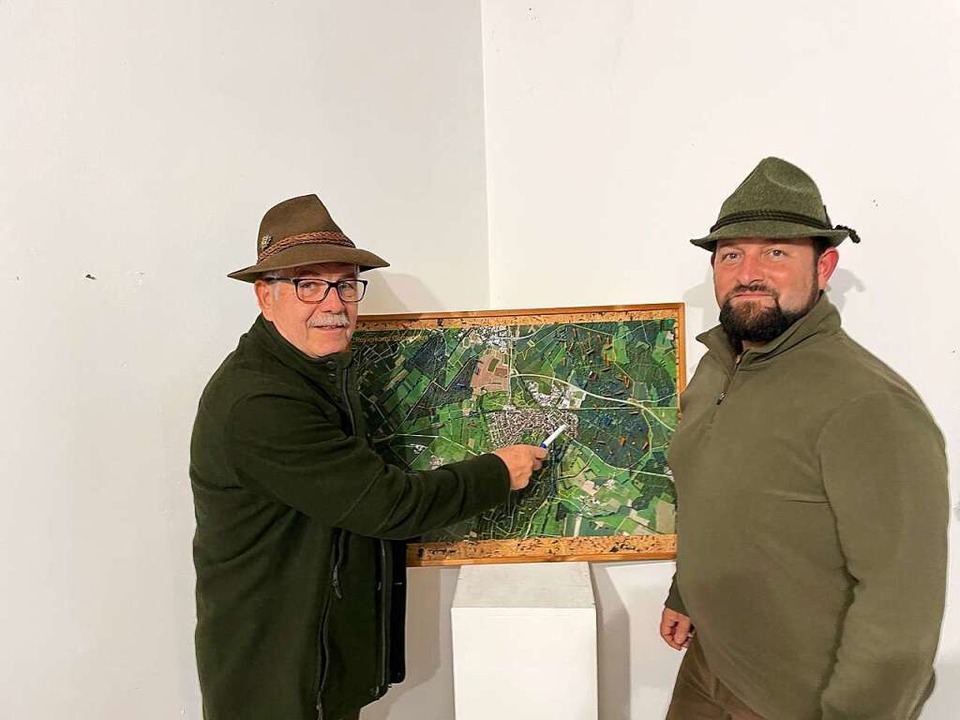 Drückjagd mit fast 40 Jägern und Treibern im Gottenheimer Oberen Wald ...