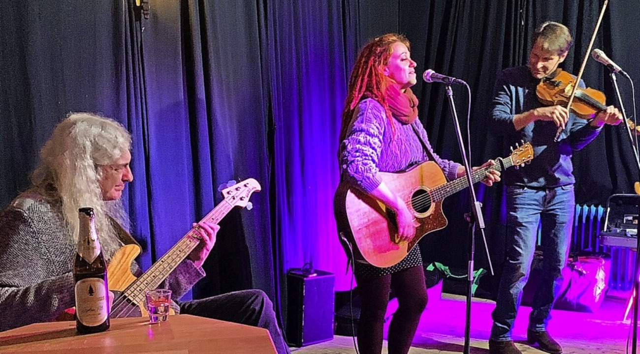 Improvisation mit Bass und Geige begeistert - Wehr - Badische Zeitung