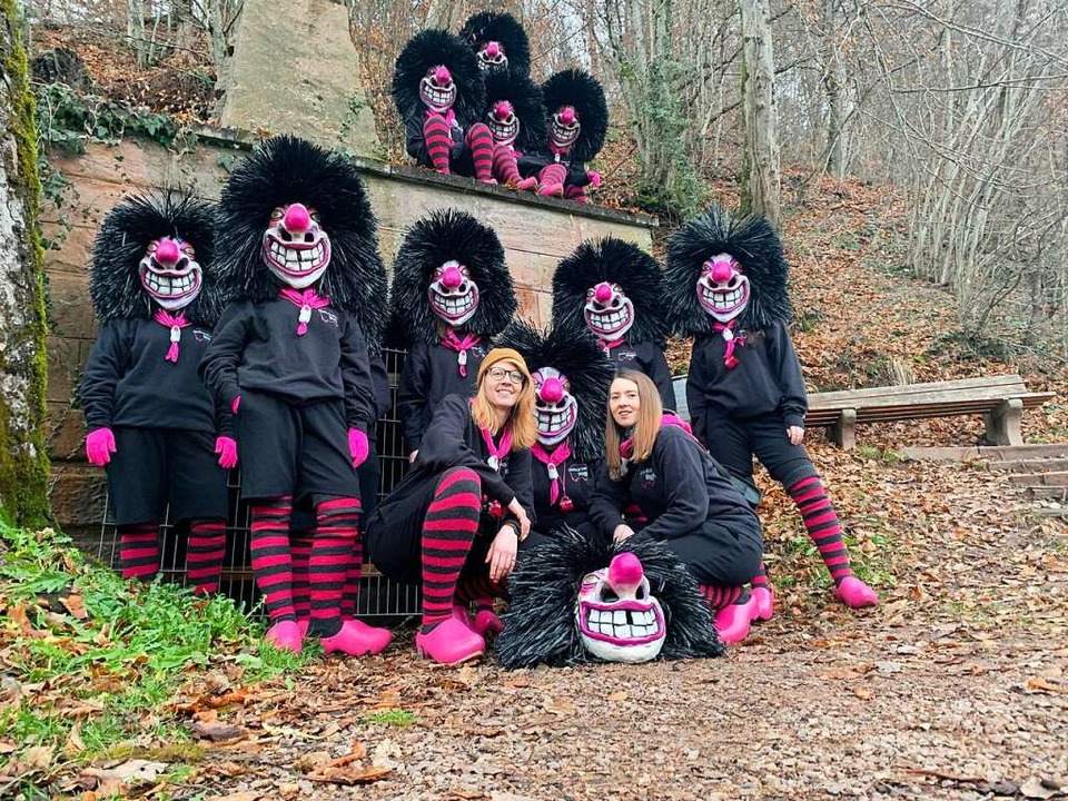 Mädels-Clique mit losem Mundwerk macht jetzt Maulburg unsicher ...