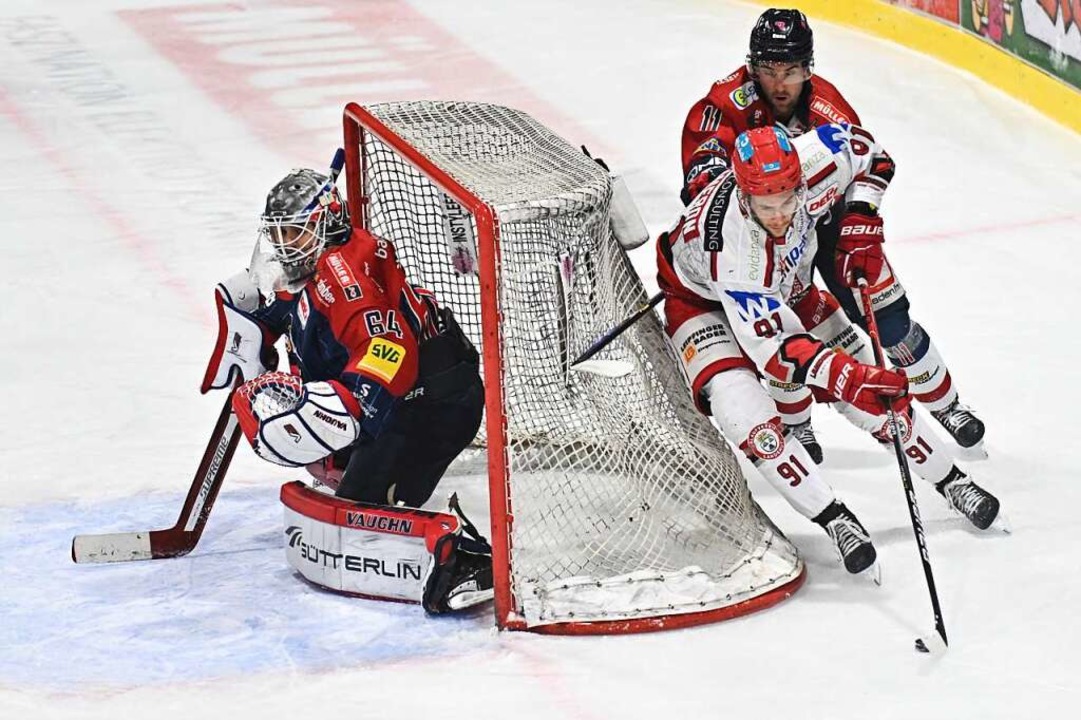 EHC Freiburg erleidet Dämpfer gegen den EV Landshut - EHC Freiburg ...