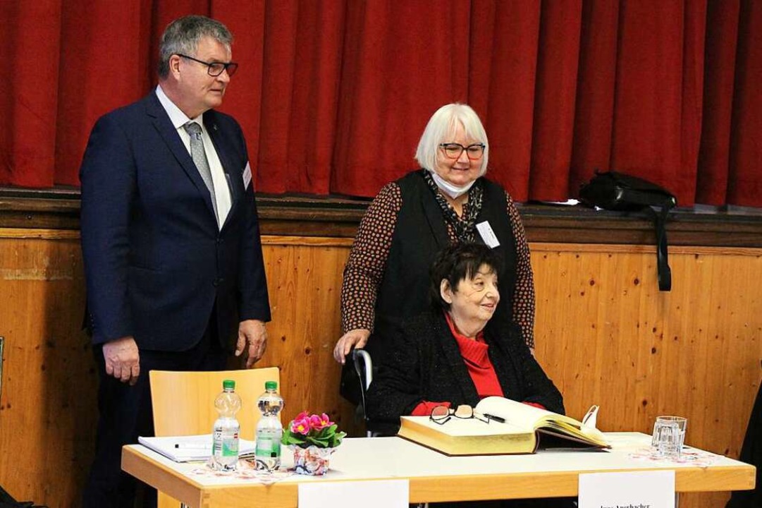 Kenzingerin wird für Aufarbeitung jüdischer Geschichte geehrt ...