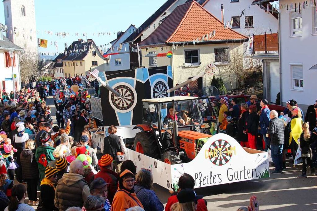 Narren überzeugen mit pfiffigen Ideen und akkurater Ausführung ...