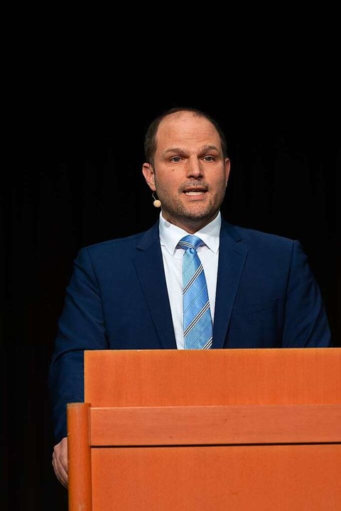 Kandidaten für die OB-Wahl in Waldkirch stellen sich den Fragen ...