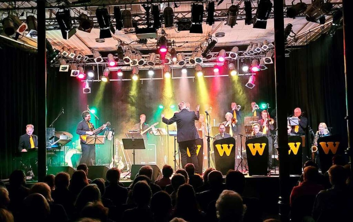 Die doppelte Wiederkehr der Big Band W - Lahr - Badische Zeitung