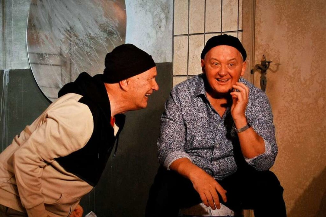 Blöder als die Polizei erlaubt: Premiere bei der Alemannischen Bühne ...